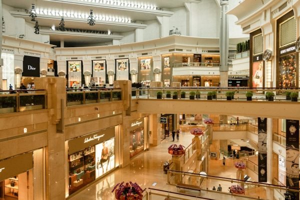 Where to Find Italy’s Best Outlet Malls - Complete Guide!